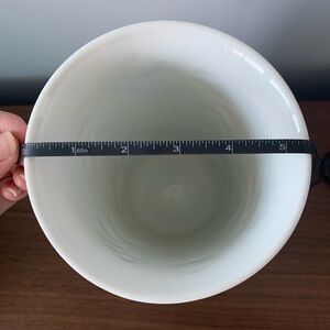 AK Kaiser | Accents | Vintage Ak Kaiser White Bisque Porcelain Vase 2 ...